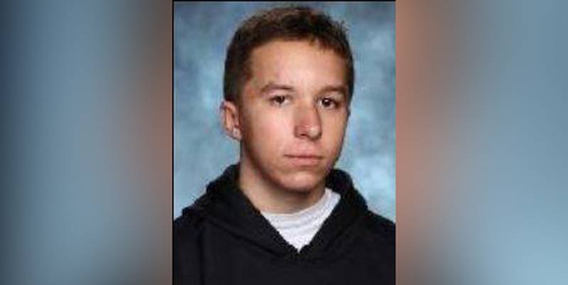 Virginia teen accused of fatally shooting mother, 6-year-old brother ...
