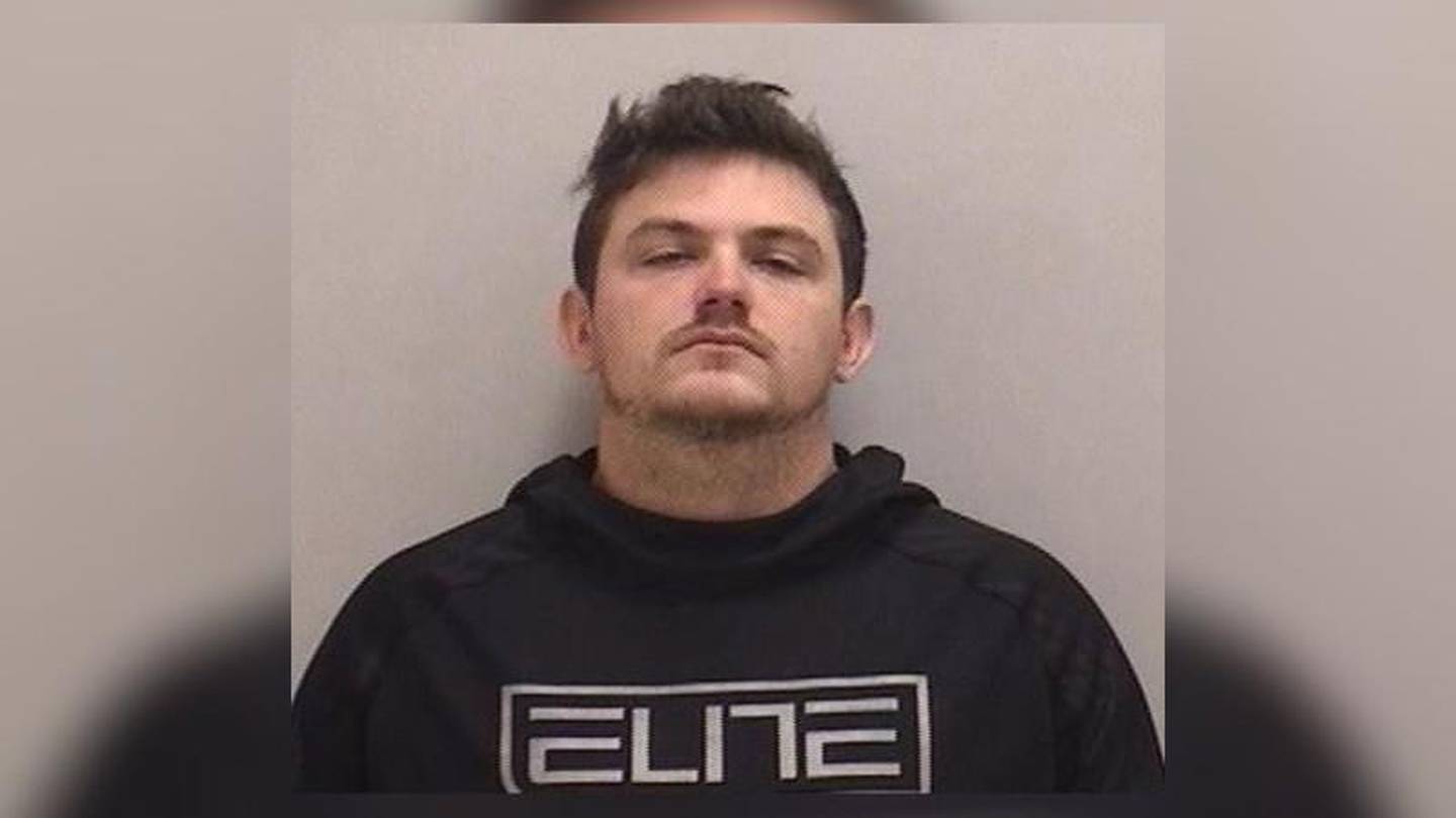 Man Tried To Hire Hitman To Kill Ex Wife For 10k Hawks Tickets Wsb